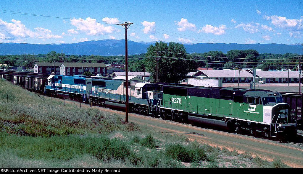 BNSF 9278 and EMDX 3 and 9002 With Powder River Coal